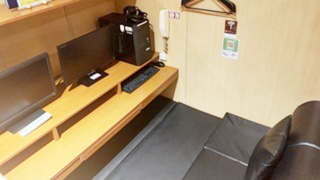 施設案内 | InternetCAFE&カラオケ ZIMA